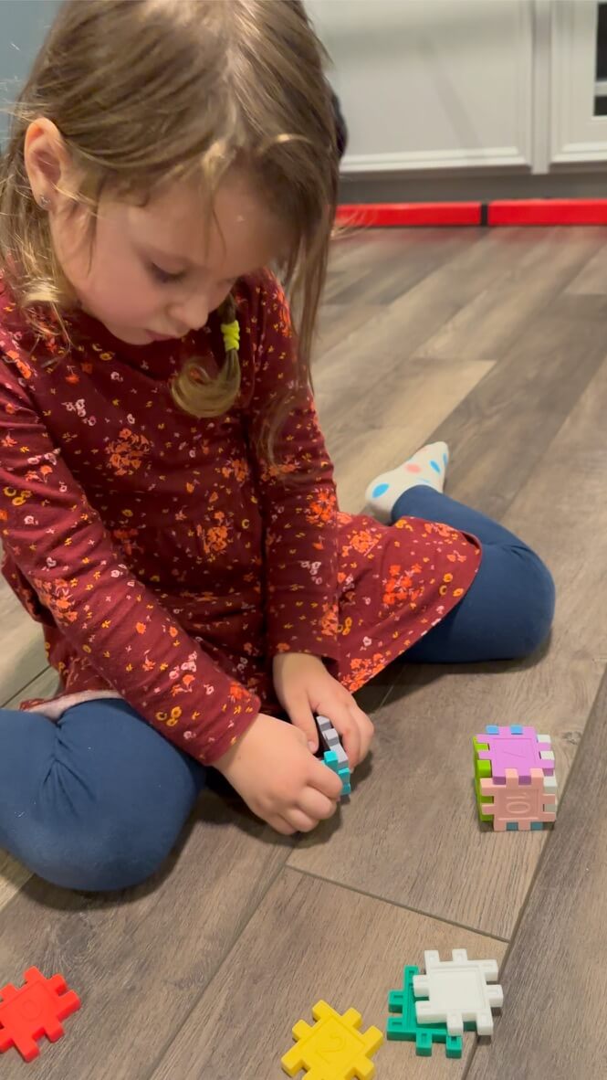 Dondersteen: Toddler Toys for Travel, Dining & More